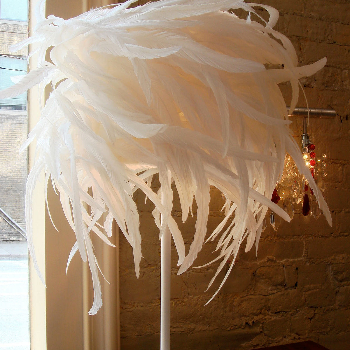 WHITE ROOSTER TAIL FEATHER SHADE * BASE SOLD SEPARATELY – TrianonDesign